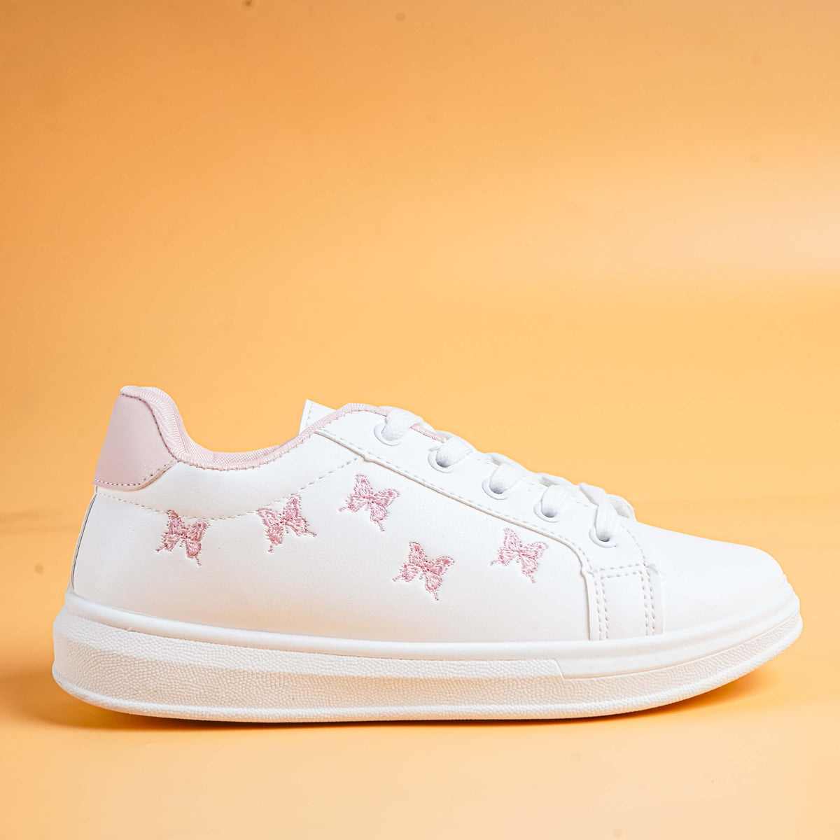 Blaze White/Pink – Daisyfootwear